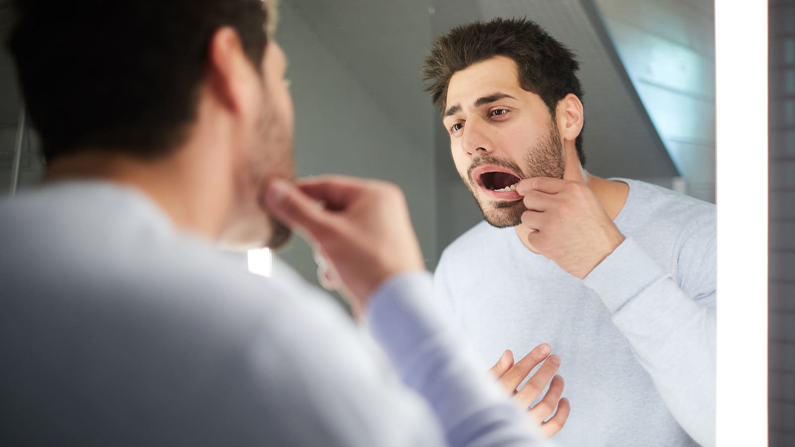 Pericoronitis Symptoms and Treatment | Legacy Surgery Staunton VA